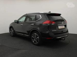 Black Nissan X-Trail 2018 in Vilnius, with an engine capacity of 1.60 L and mileage of 163 thousand km for 16699 €, photo 8 on AUTOMOTO.COM.LV