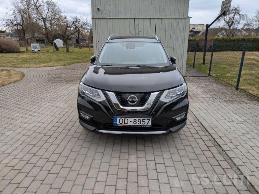 Melns Nissan X-Trail 2018 Jelgava, ar dzinēja tilpumu 2.00 L un nobraukumu 109 tūkst. km par 15000 €, foto 1 vietnē AUTOMOTO.COM.LV