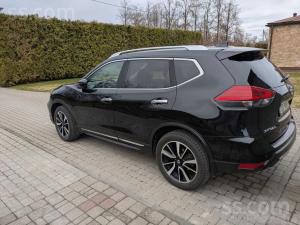 Melns Nissan X-Trail 2018 Jelgava, ar dzinēja tilpumu 2.00 L un nobraukumu 109 tūkst. km par 15000 €, foto 3 vietnē AUTOMOTO.COM.LV