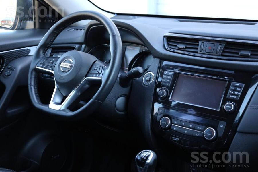 Black Nissan X-Trail 2018 in Riga, with an engine capacity of 1.60 L and mileage of 0 thousand km for 12495 €, photo 12 on AUTOMOTO.COM.LV