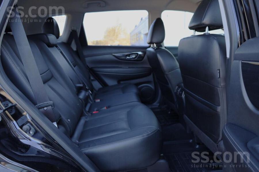 Black Nissan X-Trail 2018 in Riga, with an engine capacity of 1.60 L and mileage of 0 thousand km for 12495 €, photo 15 on AUTOMOTO.COM.LV