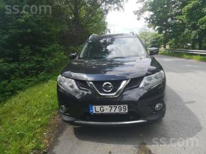 Melns Nissan X-Trail 2018 Rīga, ar dzinēja tilpumu 1.60 L un nobraukumu 112 tūkst. km par 14800 €, foto 4 vietnē AUTOMOTO.COM.LV