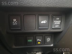 Melns Nissan X-Trail 2018 Rīga, ar dzinēja tilpumu 1.60 L un nobraukumu 112 tūkst. km par 14800 €, foto 11 vietnē AUTOMOTO.COM.LV