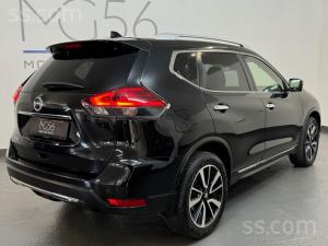 Black Nissan X-Trail 2018 in Riga, with an engine capacity of 2.00 L and mileage of 185 thousand km for 14900 €, photo 8 on AUTOMOTO.COM.LV
