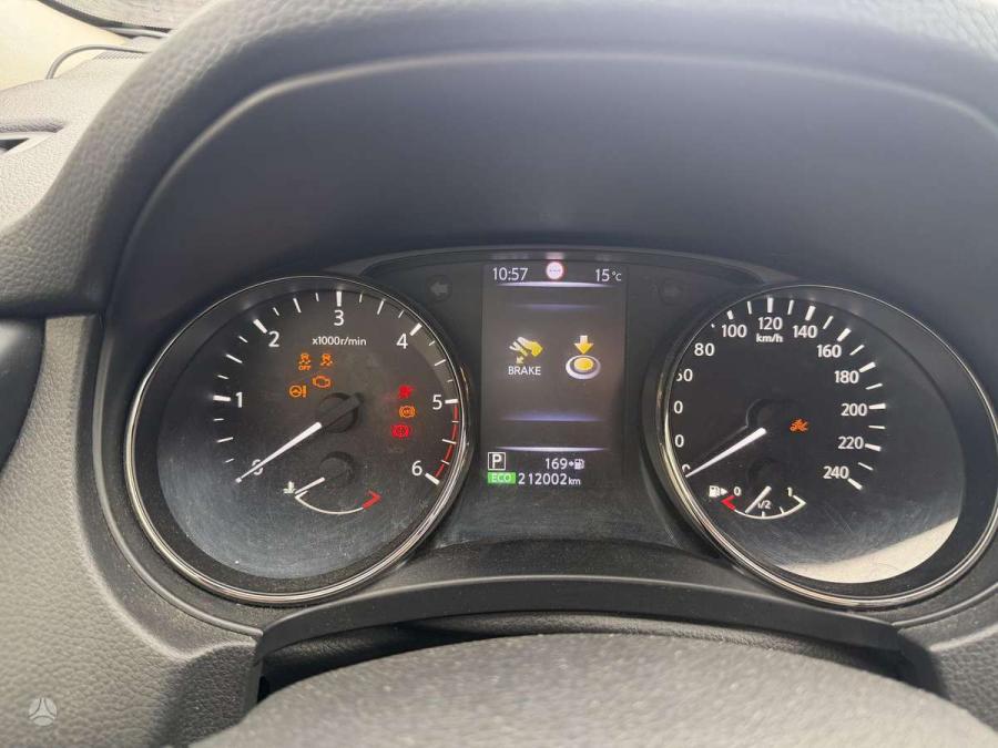 Melns Nissan X-Trail 2018 Rietavas, ar dzinēja tilpumu 1.60 L un nobraukumu 212 tūkst. km par 13000 €, foto 9 vietnē AUTOMOTO.COM.LV