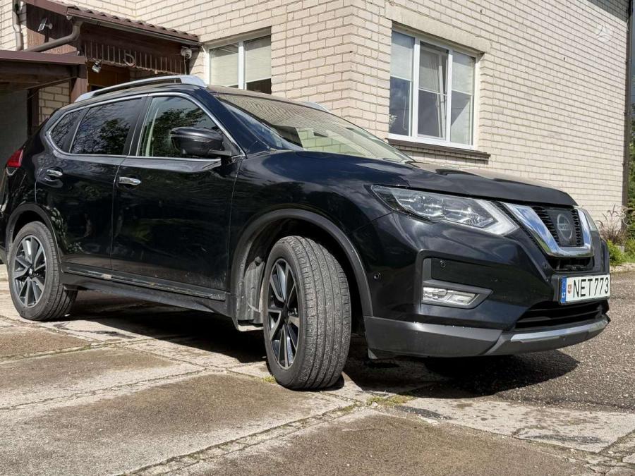 Melns Nissan X-Trail 2018 Rietavas, ar dzinēja tilpumu 1.60 L un nobraukumu 212 tūkst. km par 13000 €, foto 22 vietnē AUTOMOTO.COM.LV