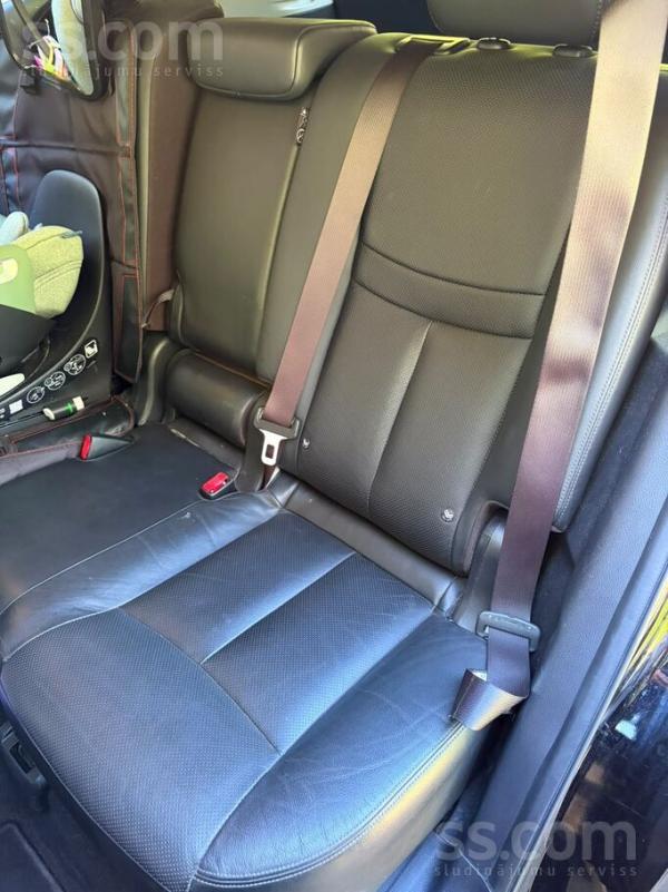 Nissan X-Trail 2018 in Riga on AUTOMOTO.COM.LV Black Nissan X-Trail 2018 in Riga, with an engine capacity of 1.60 L and mileage of 260 thousand km for 12800 €, photo 7 on AUTOMOTO.COM.LV