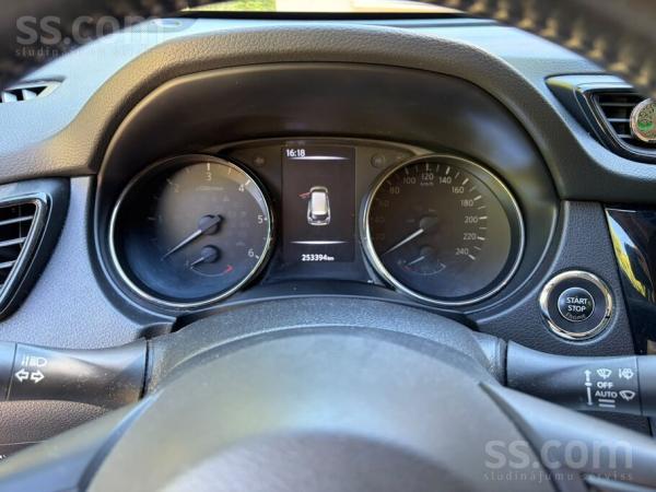 Nissan X-Trail 2018 in Riga on AUTOMOTO.COM.LV Black Nissan X-Trail 2018 in Riga, with an engine capacity of 1.60 L and mileage of 260 thousand km for 12800 €, photo 8 on AUTOMOTO.COM.LV