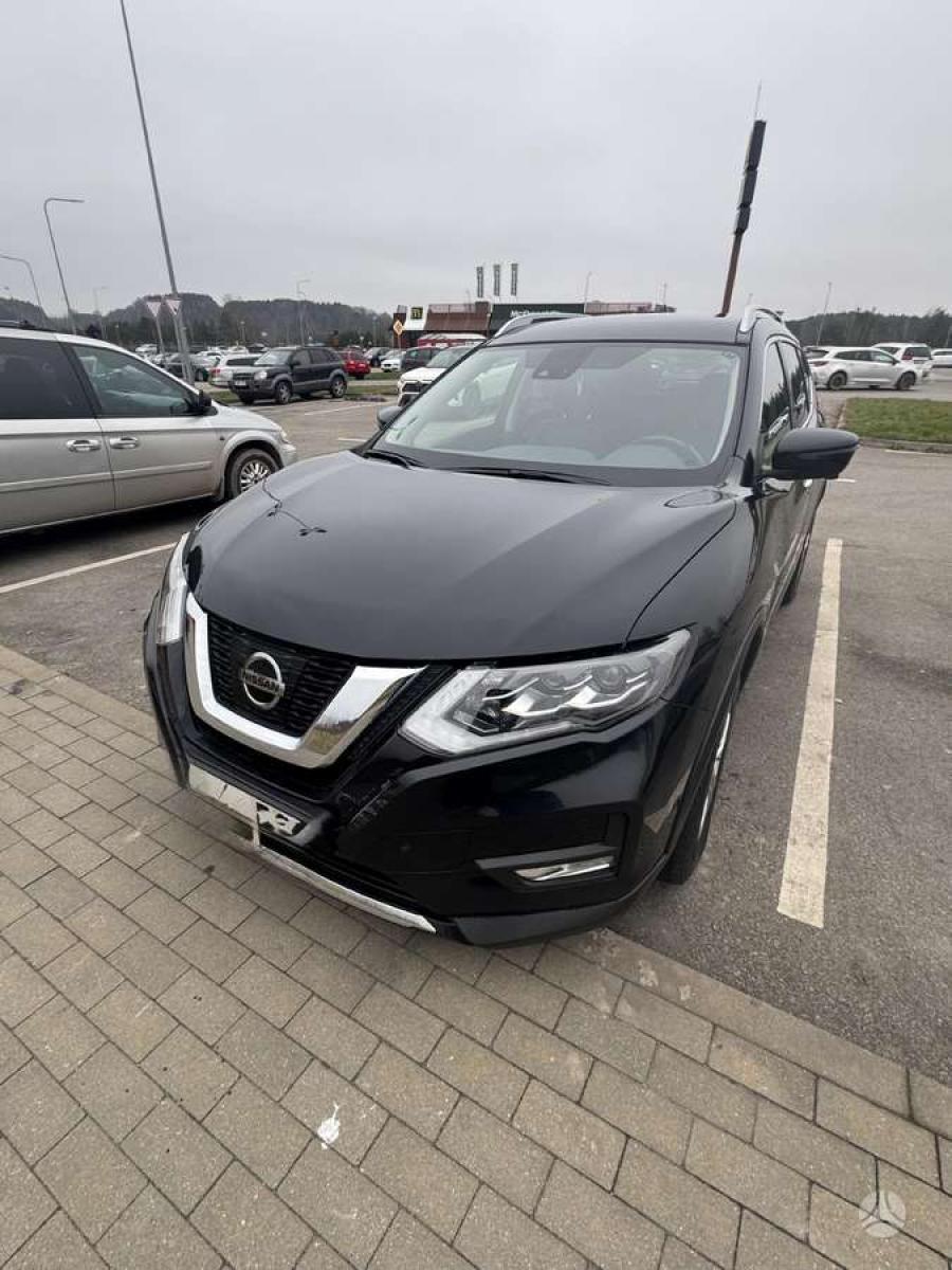Black Nissan X-Trail 2019 in Vilnius, with an engine capacity of 2.00 L and mileage of 116 thousand km for 16500 €, photo 2 on AUTOMOTO.COM.LV