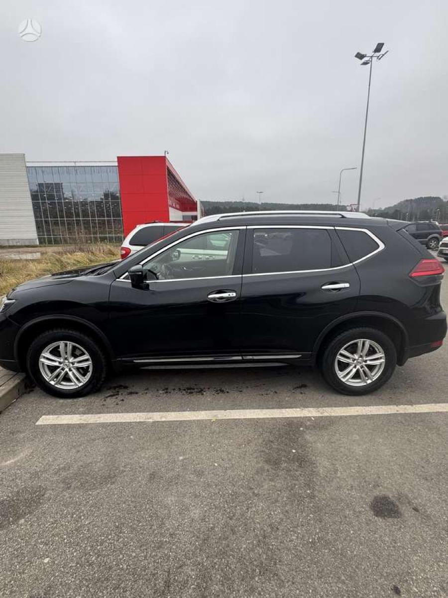 Black Nissan X-Trail 2019 in Vilnius, with an engine capacity of 2.00 L and mileage of 116 thousand km for 16500 €, photo 6 on AUTOMOTO.COM.LV