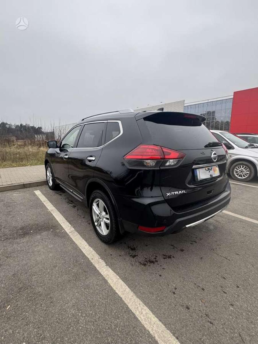 Black Nissan X-Trail 2019 in Vilnius, with an engine capacity of 2.00 L and mileage of 116 thousand km for 16500 €, photo 7 on AUTOMOTO.COM.LV