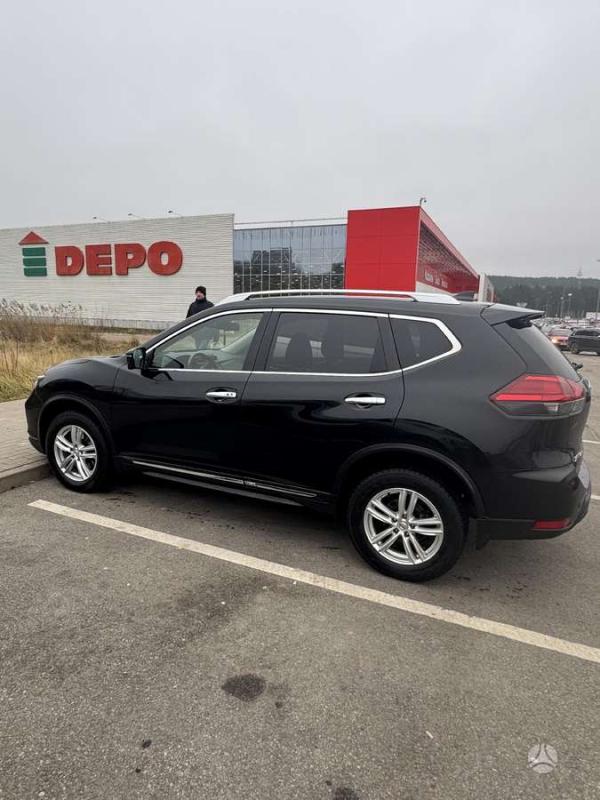 Black Nissan X-Trail 2019 in Vilnius, with an engine capacity of 2.00 L and mileage of 116 thousand km for 16500 €, photo 10 on AUTOMOTO.COM.LV