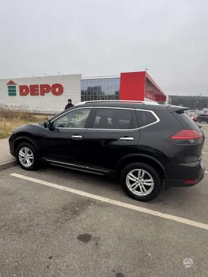 Black Nissan X-Trail 2019 in Vilnius, with an engine capacity of 2.00 L and mileage of 116 thousand km for 16500 €, photo 10 on AUTOMOTO.COM.LV