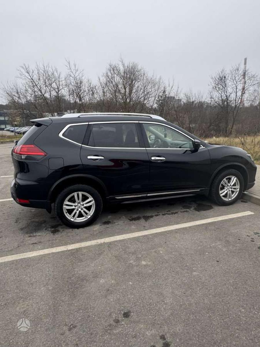Black Nissan X-Trail 2019 in Vilnius, with an engine capacity of 2.00 L and mileage of 116 thousand km for 16500 €, photo 16 on AUTOMOTO.COM.LV
