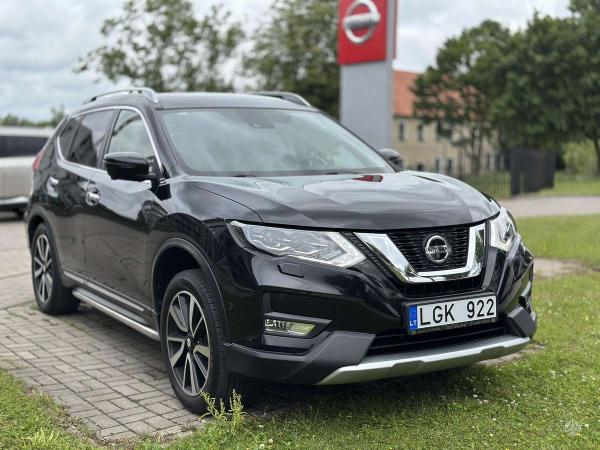 Melns Nissan X-Trail 2019 Klaipėda, ar dzinēja tilpumu 1.33 L un nobraukumu 73 tūkst. km par 16800 €, foto 4 vietnē AUTOMOTO.COM.LV