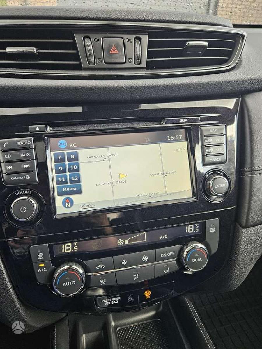 Black Nissan X-Trail 2019 in Kaunas, with an engine capacity of 2.00 L and mileage of 65 thousand km for 21990 €, photo 8 on AUTOMOTO.COM.LV