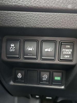 Black Nissan X-Trail 2019 in Kaunas, with an engine capacity of 2.00 L and mileage of 65 thousand km for 21990 €, photo 11 on AUTOMOTO.COM.LV