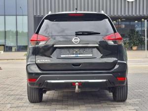 Black Nissan X-Trail 2019 in Siauliai, with an engine capacity of 1.60 L and mileage of 153 thousand km for 12400 €, photo 7 on AUTOMOTO.COM.LV