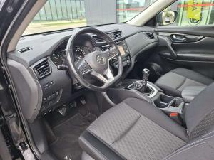 Black Nissan X-Trail 2019 in Siauliai, with an engine capacity of 1.60 L and mileage of 153 thousand km for 12400 €, photo 11 on AUTOMOTO.COM.LV