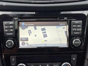 Black Nissan X-Trail 2019 in Siauliai, with an engine capacity of 1.60 L and mileage of 153 thousand km for 12400 €, photo 16 on AUTOMOTO.COM.LV