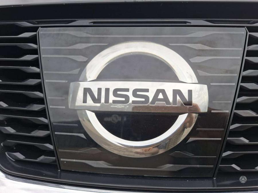 Black Nissan X-Trail 2019 in Siauliai, with an engine capacity of 1.60 L and mileage of 153 thousand km for 12400 €, photo 28 on AUTOMOTO.COM.LV