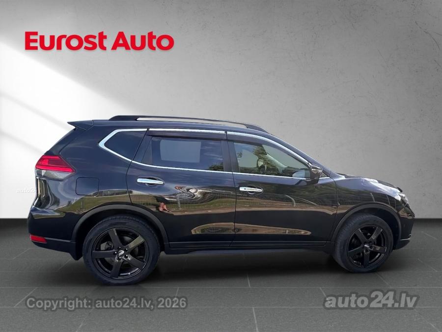 Black Nissan X-Trail 2020 in Parnu, with an engine capacity of 1.30 L and mileage of 84 thousand km for 18200 €, photo 8 on AUTOMOTO.COM.LV