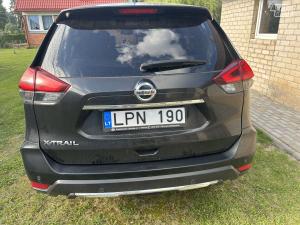 Black Nissan X-Trail 2020 in Vilnius, with an engine capacity of 1.30 L and mileage of 85 thousand km for 16500 €, photo 3 on AUTOMOTO.COM.LV