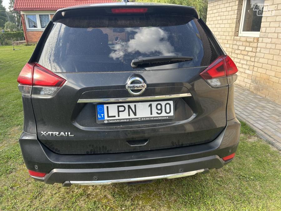 Black Nissan X-Trail 2020 in Vilnius, with an engine capacity of 1.30 L and mileage of 85 thousand km for 16500 €, photo 3 on AUTOMOTO.COM.LV