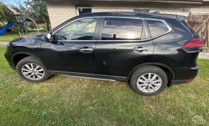 Black Nissan X-Trail 2020 in Vilnius, with an engine capacity of 1.30 L and mileage of 85 thousand km for 16500 €, photo 5 on AUTOMOTO.COM.LV