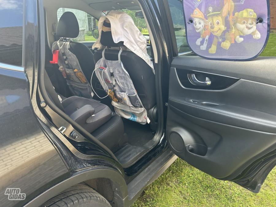 Black Nissan X-Trail 2020 in Vilnius, with an engine capacity of 1.30 L and mileage of 85 thousand km for 16500 €, photo 12 on AUTOMOTO.COM.LV