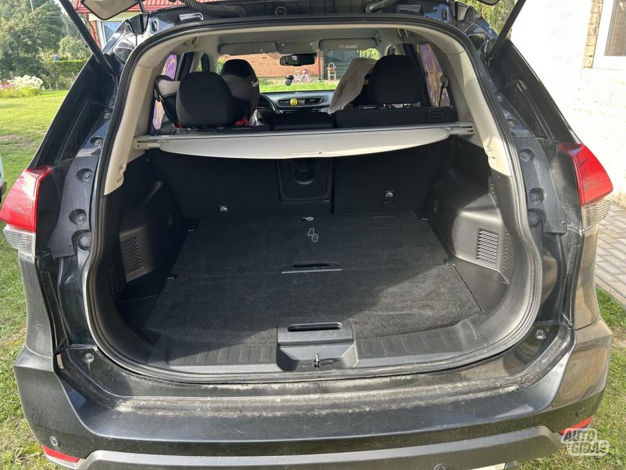 Black Nissan X-Trail 2020 in Vilnius, with an engine capacity of 1.30 L and mileage of 85 thousand km for 16500 €, photo 13 on AUTOMOTO.COM.LV