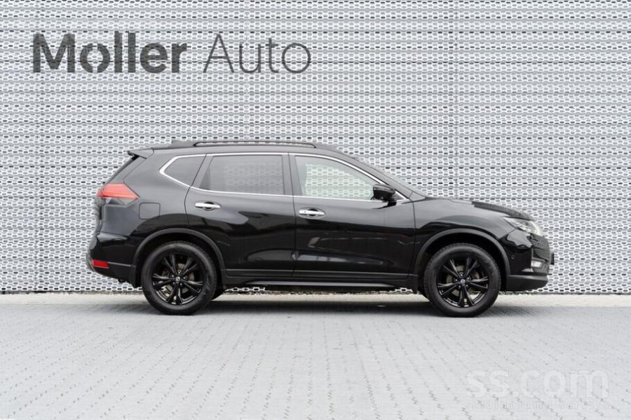 Black Nissan X-Trail 2020 in Riga, with an engine capacity of 1.30 L and mileage of 92 thousand km for 15700 €, photo 6 on AUTOMOTO.COM.LV