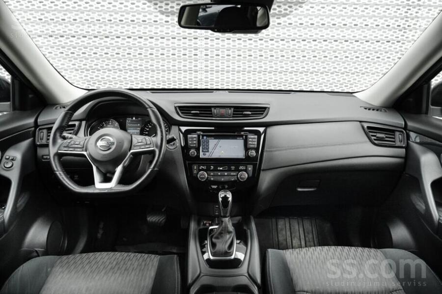 Black Nissan X-Trail 2020 in Riga, with an engine capacity of 1.30 L and mileage of 92 thousand km for 15700 €, photo 7 on AUTOMOTO.COM.LV