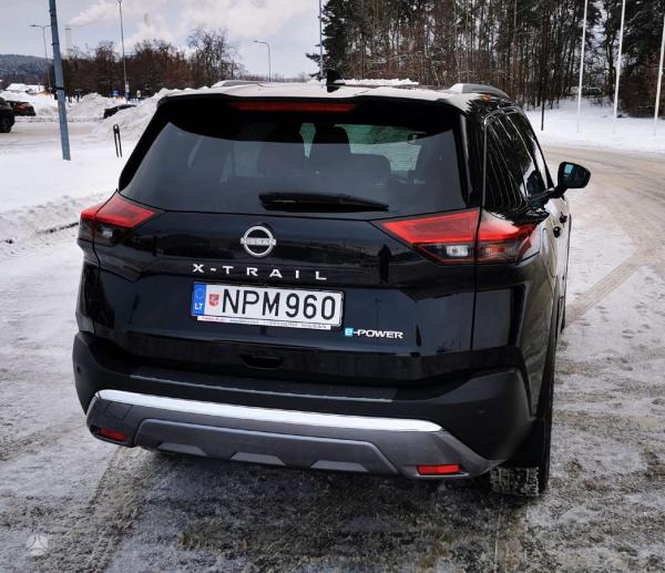 Melns Nissan X-Trail 2023 Viļņa, ar dzinēja tilpumu 1.50 L un nobraukumu 36 tūkst. km par 26200 €, foto 6 vietnē AUTOMOTO.COM.LV