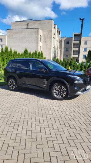 Black Nissan X-Trail 2023 in Plunge, with an engine capacity of 1.50 L and mileage of 103 thousand km for 23200 €, photo 5 on AUTOMOTO.COM.LV