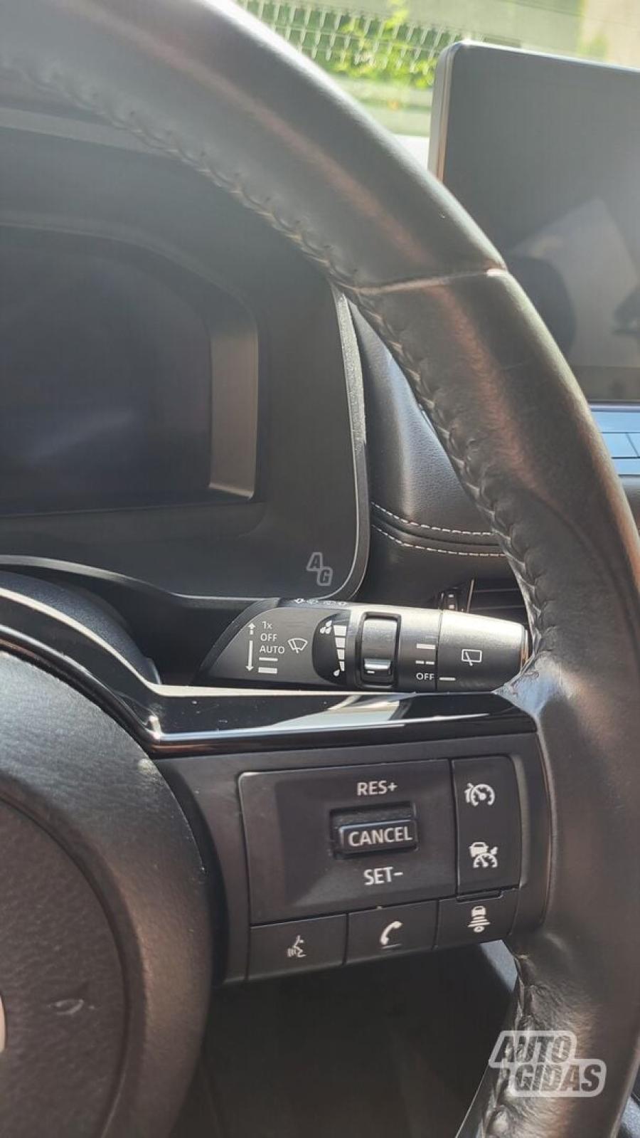 Black Nissan X-Trail 2023 in Plunge, with an engine capacity of 1.50 L and mileage of 103 thousand km for 23200 €, photo 23 on AUTOMOTO.COM.LV