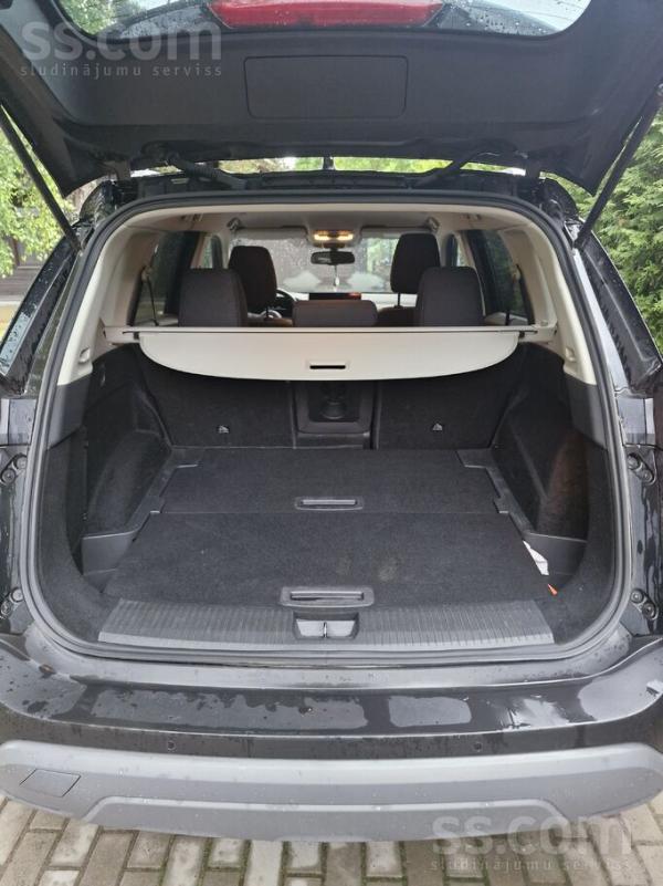Black Nissan X-Trail 2023 in Riga, with an engine capacity of 1.50 L and mileage of 81 thousand km for 23990 €, photo 5 on AUTOMOTO.COM.LV