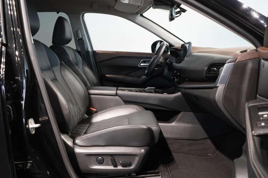 Melns Nissan X-Trail 2023 Viļņa, ar dzinēja tilpumu 1.50 L un nobraukumu 52 tūkst. km par 32900 €, foto 11 vietnē AUTOMOTO.COM.LV
