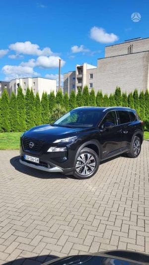 Melns Nissan X-Trail 2023 Plungė, ar dzinēja tilpumu 1.50 L un nobraukumu 104 tūkst. km par 24600 €, foto  vietnē AUTOMOTO.COM.LV