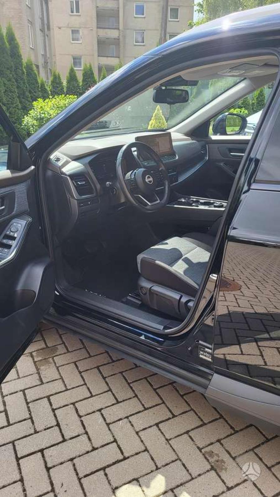Melns Nissan X-Trail 2023 Plungė, ar dzinēja tilpumu 1.50 L un nobraukumu 104 tūkst. km par 24600 €, foto 22 vietnē AUTOMOTO.COM.LV