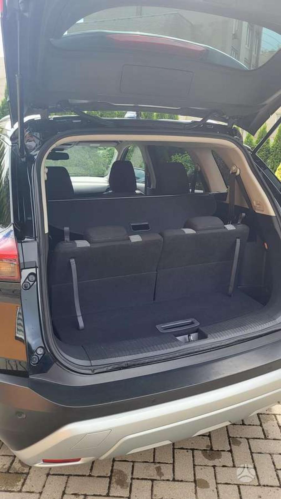Melns Nissan X-Trail 2023 Plungė, ar dzinēja tilpumu 1.50 L un nobraukumu 104 tūkst. km par 24600 €, foto 27 vietnē AUTOMOTO.COM.LV