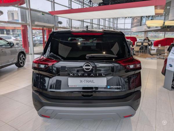 Melns Nissan X-Trail 2025 Viļņa, ar dzinēja tilpumu 1.50 L un nobraukumu 10 tūkst. km par 38390 €, foto 4 vietnē AUTOMOTO.COM.LV