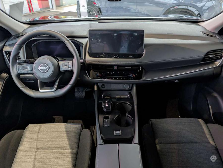 Melns Nissan X-Trail 2025 Viļņa, ar dzinēja tilpumu 1.50 L un nobraukumu 10 tūkst. km par 38390 €, foto 11 vietnē AUTOMOTO.COM.LV