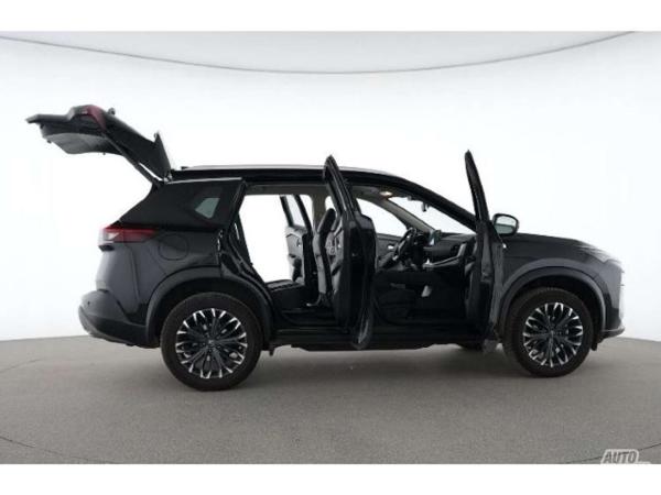 Black Nissan X-Trail 2025 in Kaunas, with an engine capacity of 1.50 L and mileage of 20 thousand km for 32903 €, photo 7 on AUTOMOTO.COM.LV