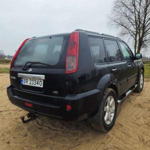 Black Nissan X-Trail 2005 in Marijampole, with an engine capacity of 2.20 L and mileage of 305 thousand km for 2050 €, photo 5 on AUTOMOTO.COM.LV