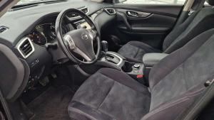 Black Nissan X-Trail 2017 in Marijampole, with an engine capacity of 2.00 L and mileage of 270 thousand km for 10100 €, photo 12 on AUTOMOTO.COM.LV