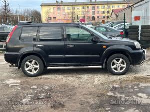 Black Nissan X-Trail 2002 in Narva, with an engine capacity of 2.20 L and mileage of 269 thousand km for 999 €, photo 9 on AUTOMOTO.COM.LV