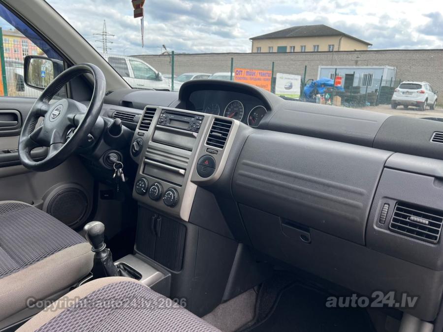Melns Nissan X-Trail 2007 Narva, ar dzinēja tilpumu 2.20 L un nobraukumu 215 tūkst. km par 1499 €, foto 24 vietnē AUTOMOTO.COM.LV