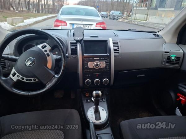 Melns Nissan X-Trail 2008 Tallina, ar dzinēja tilpumu 2.00 L un nobraukumu 339 tūkst. km par 2199 €, foto 3 vietnē AUTOMOTO.COM.LV