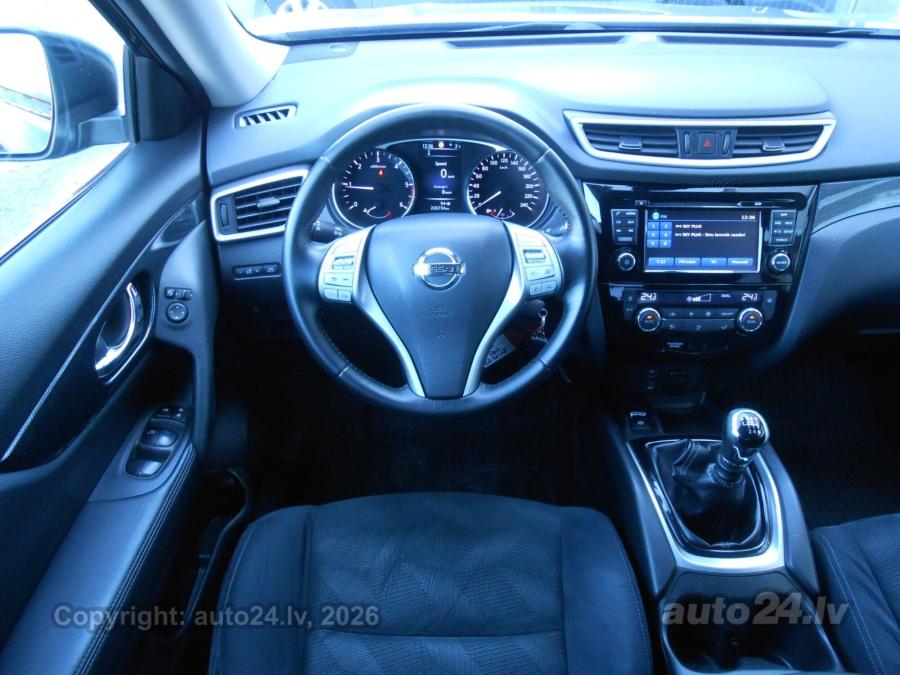 Melns Nissan X-Trail 2015 Viljandi, ar dzinēja tilpumu 1.60 L un nobraukumu 227 tūkst. km par 9990 €, foto 6 vietnē AUTOMOTO.COM.LV